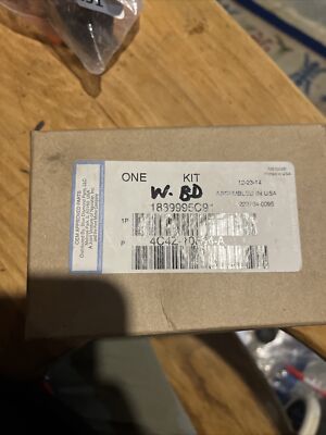 GENUINE NEW OEM INTERNATIONAL OIL TEMPERATURE SENSOR KIT 1889995C91 | eBay