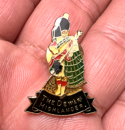Vintage The Dewar Highlander Scotch Whisky Enamel Lapel Hat Shirt ...