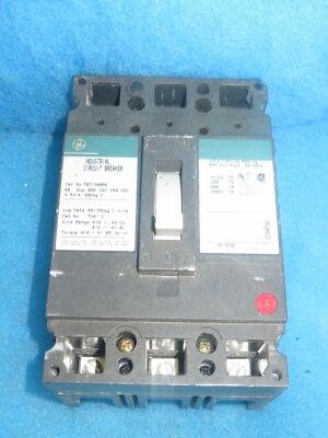 Circuit Breakers - Type Ted Circuit Breakers 3 Pole