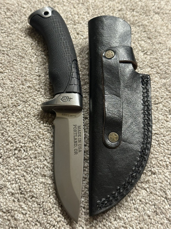 Gerber Gator Premium Fixed Blade Knife S30V Gerber Premium Collectors ...