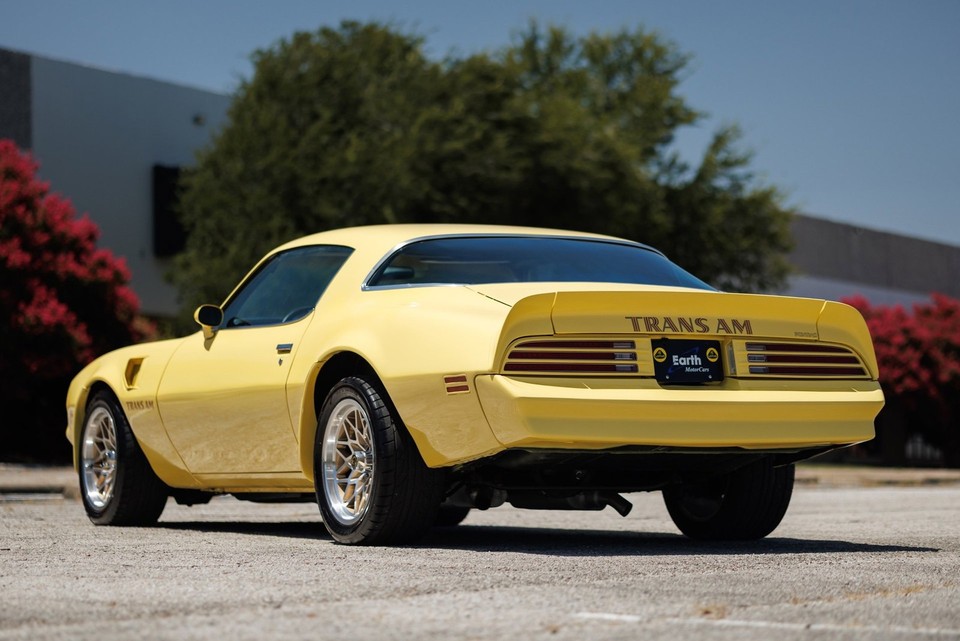 1977 Pontiac Firebird Trans Am LS Restomod | eBay