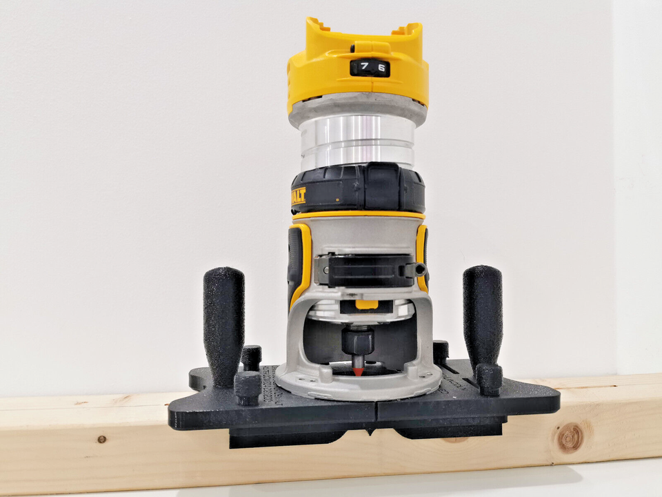 Dewalt DCW600 DCW604 D26200 Center jig base Router Groove Jig Milling ...