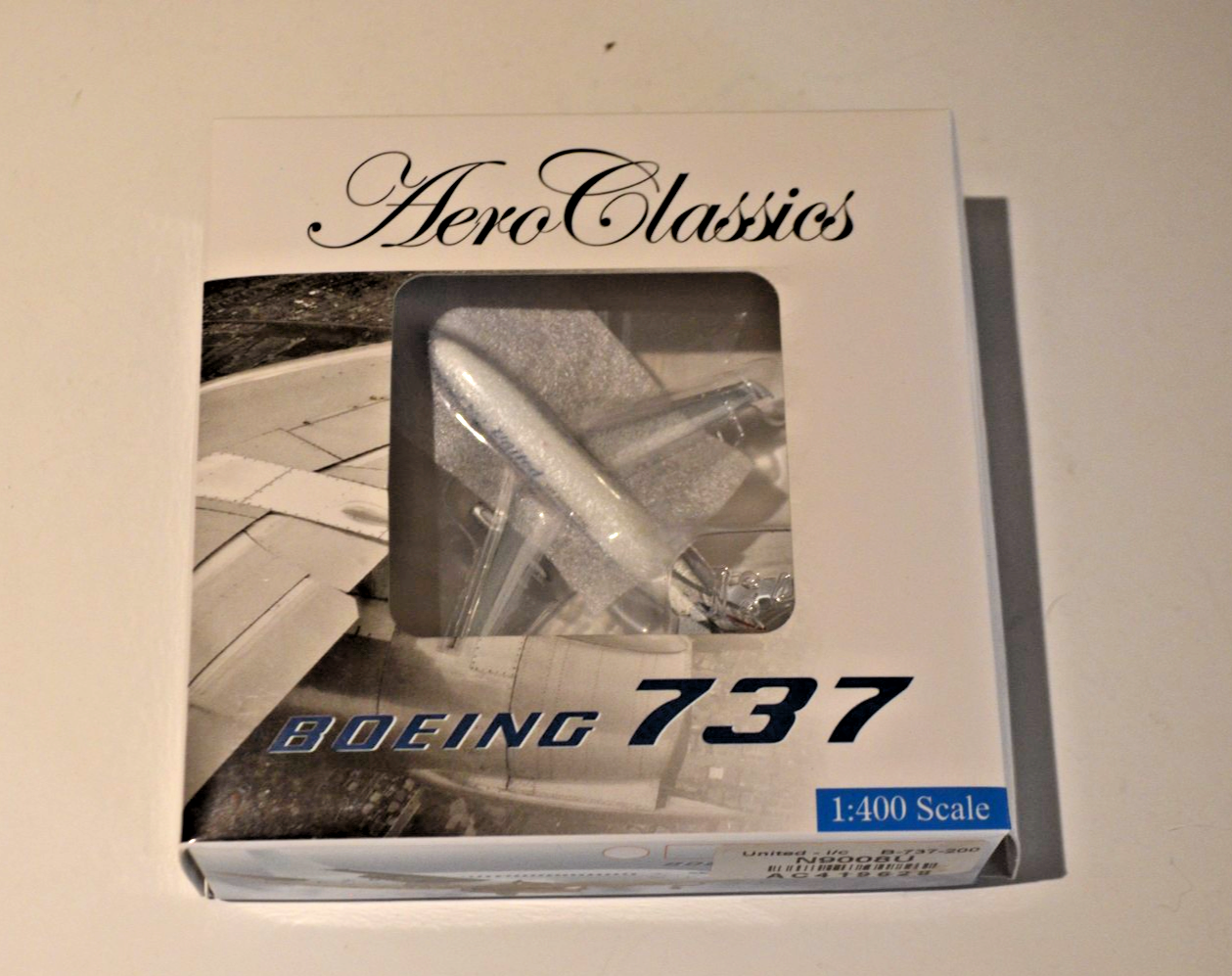 Rare! Aero Classics United Boeing 737-200 N9008U 1:400 scale AC419628 ...