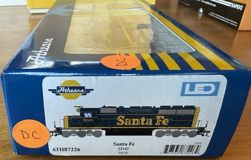 Athearn ATH87326 SD40 Santa Fe #5019 Locomotive LED/DC/NIB | eBay
