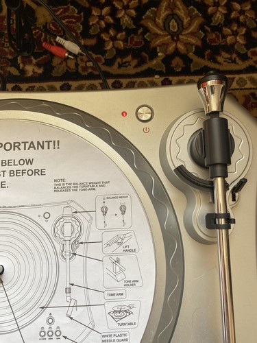 IT Innovative Technology Model ITUT-300 USB Turntable Used Not Tested ...