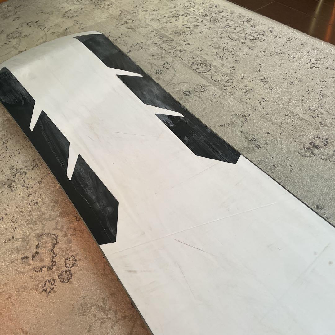 Capita Mercury 150 Snowboard Black And White Design Powder Capita Mercury 150 Snowboard Black And White Design Powder