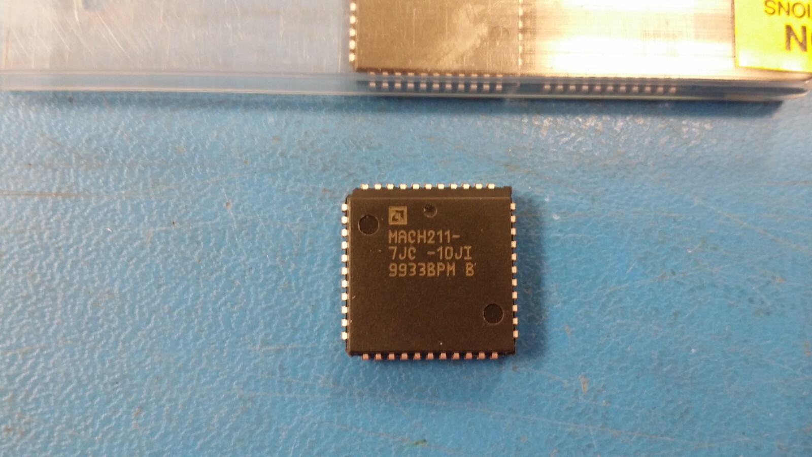 (1 PC) MACH211-7JC AMD EE PLD, 7.5NS, 64-CELL PLCC44 | eBay