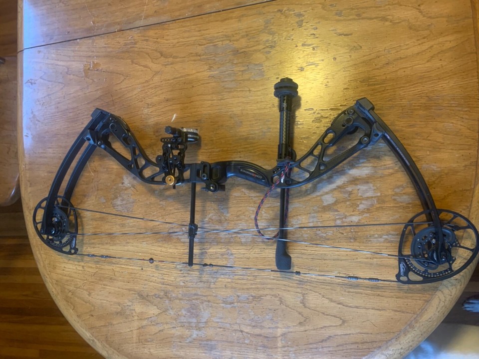 Bowtech Convergence Compound Bow | eBay