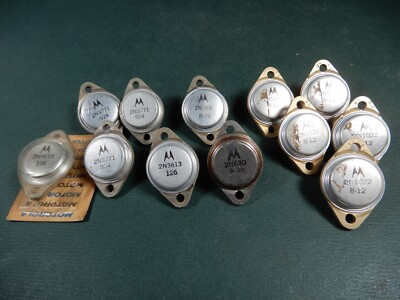 Motorola Transistors 2N3771 (3) 2N1022 (5) 2N630 2N3613 (2) 2N553 NOS ...