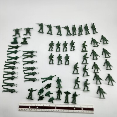 VINTAGE GREEN MARX TOY ARMY SOLDIERS | eBay