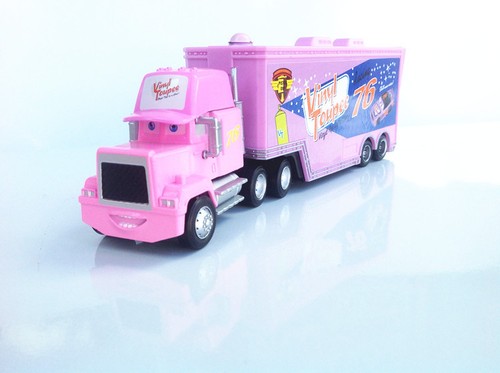 Disney Pixar Cars movie #76 Vinyl Toupee Team Racer's Hauler Truck ...