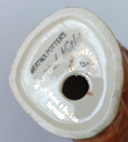 Beswick ~ Beatrix Potter~"SQUIRREL NUTKIN " BP 1a Gold Circle Stamp | eBay