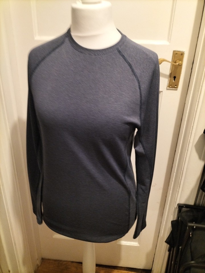 Mens Mountain Warehouse Size Small Navy Long Sleeved Tshirt Uv ...