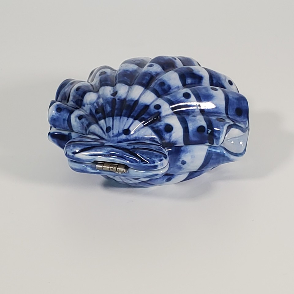 Porcelain Scallop Shell Hinged Trinket Box | eBay