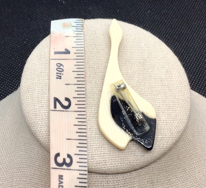 Vintage Costume Plastic Large Goose Pin Z150 | eBay