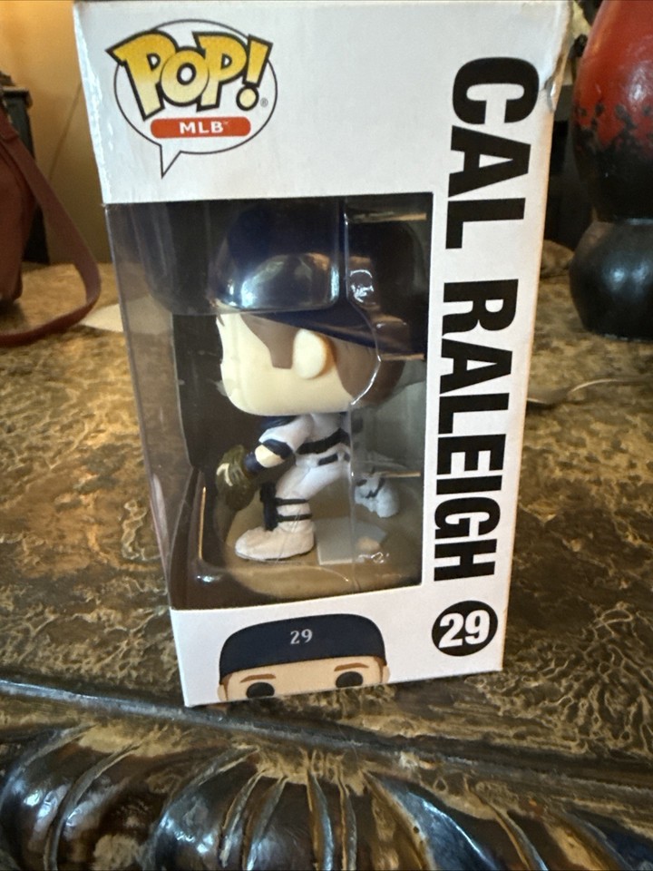 Funko Pop! MLB Seattle Mariners #29 Cal Raleigh Exclusive *Damaged Box ...