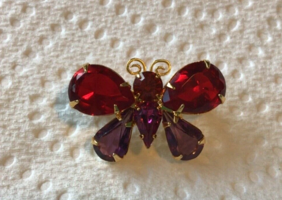 Joan Rivers Pins On Ebay