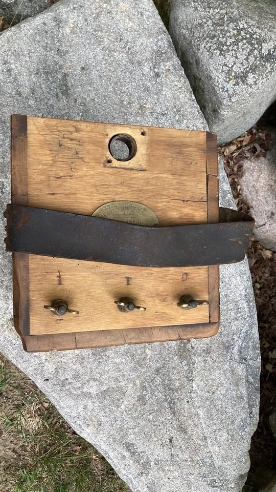 Antique Dupont Blasting Machine Dynamite Detonator Large 3 Terminal ...