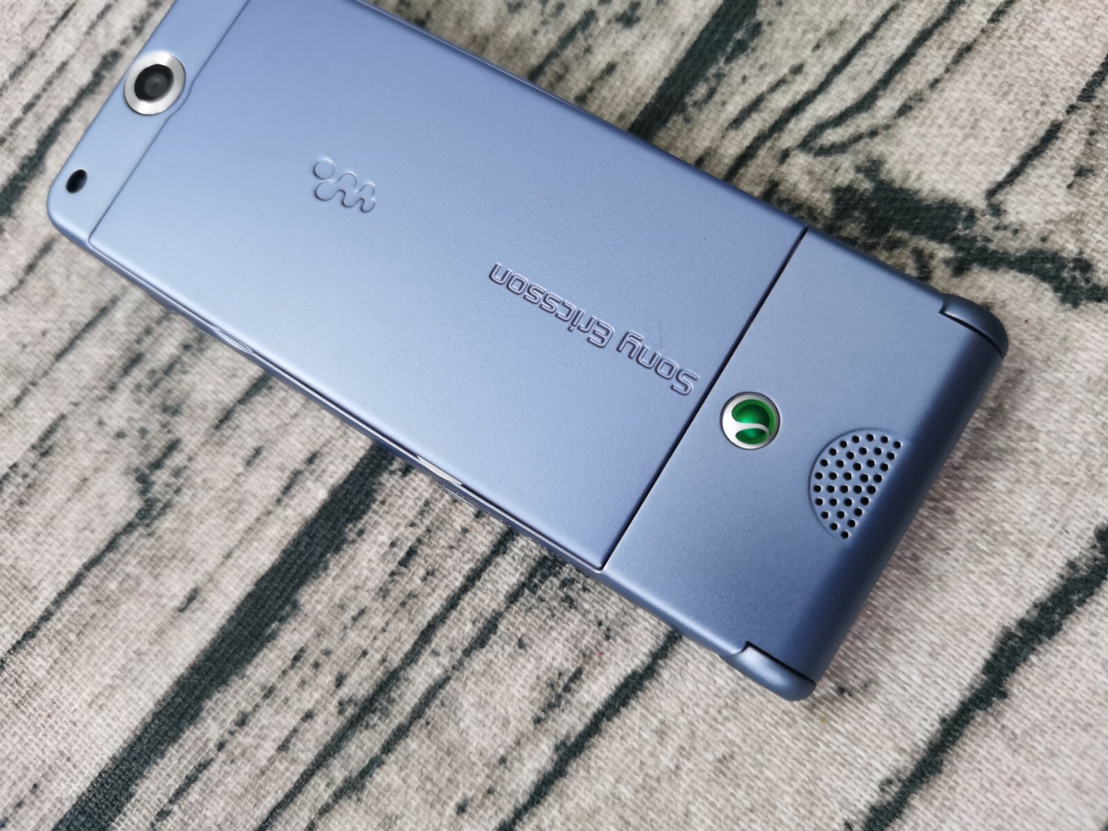 Sony Ericsson W350 - Blue (AT&T) Cellular Phone 2G GSM vintage keyboard ...