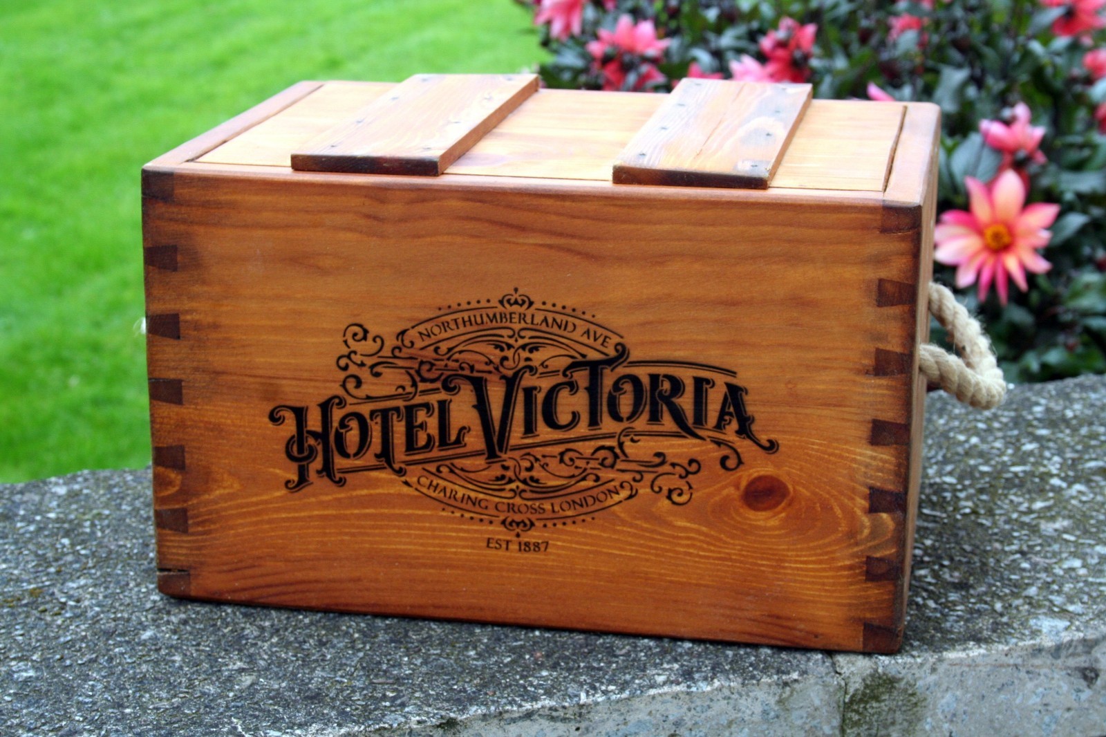 VINTAGE WOODEN RUSTIC STORAGE BOXES CHEST TRUG CRATE SHABBY PERSONALISE ...