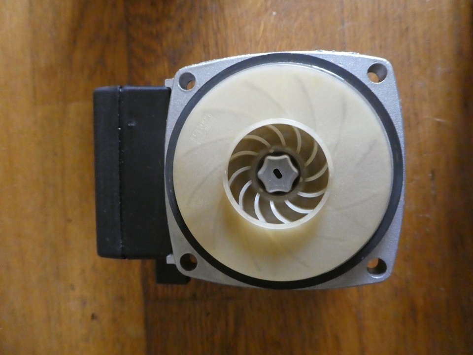 Alpha INTEC 24X 28X 30C 34C Grundfos Boiler Pump head UPS 15-60 | eBay UK