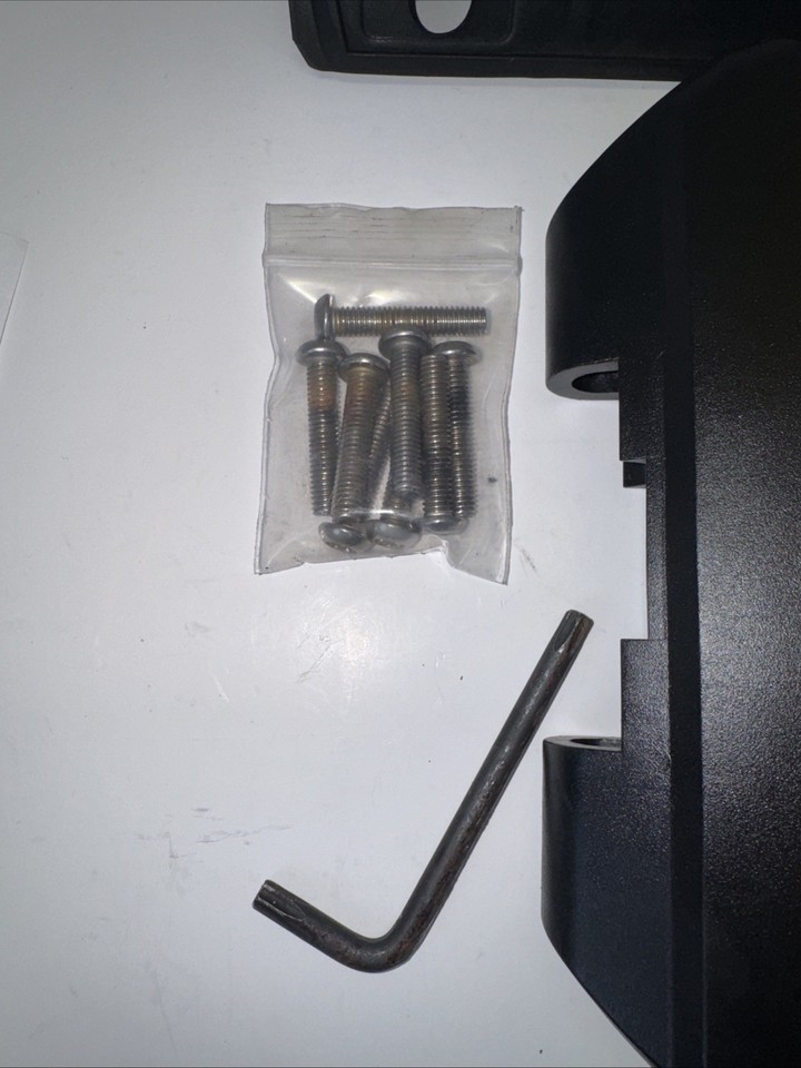 Yakima Landing Pad 17 LP for use with Skyline Towers part number / SKU ...