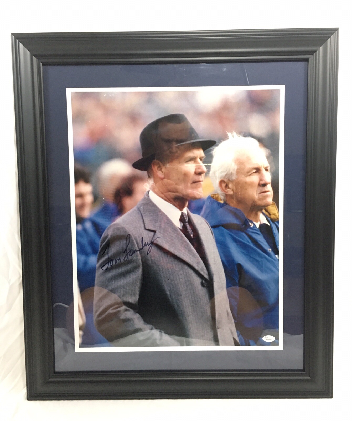 Tom Landry Autographed Memorabilia | Signed Photo, Jersey, Collectibles ...