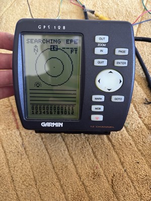 Garmin GPS 128 Marine Navigator Boat Chart Plotter - In Good Condition ...