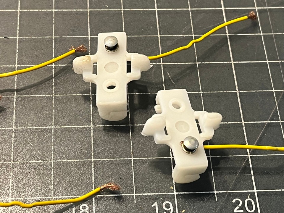 American Flyer Train 5 White Plastic Locomotive Unknow Parts PA-18737 ...