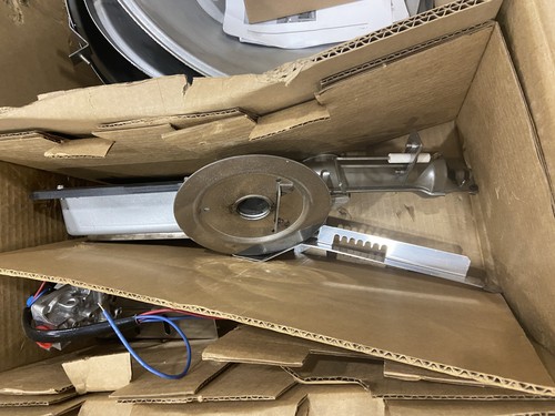 Case of (4) Space-Ray LoPro Radiant Gas Brooder Liquid Propane High ...