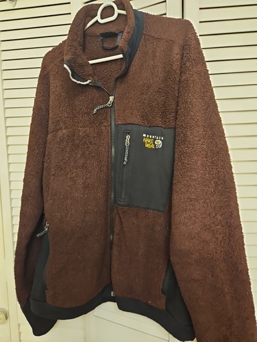 UGC Dark Red Mountain Hard Wear Monkey Man Fleece , XL | eBay