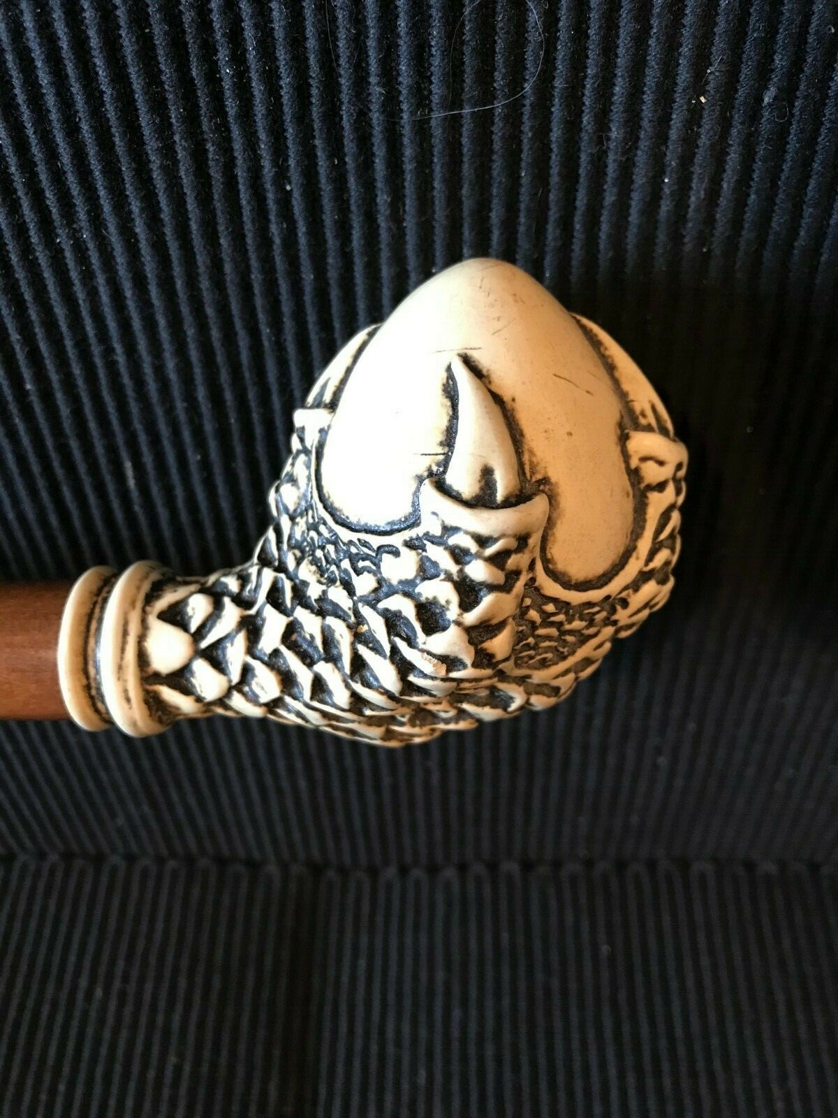 BEAUTIFUL HARD WOOD CANE WITH DRAGON/EAGLE CLAW HANDLE | eBay