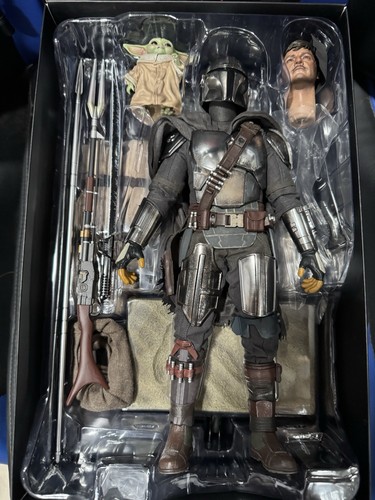 Hot Toys Star Wars The Mandalorian and Grogu Deluxe 12 in Action Figure ...