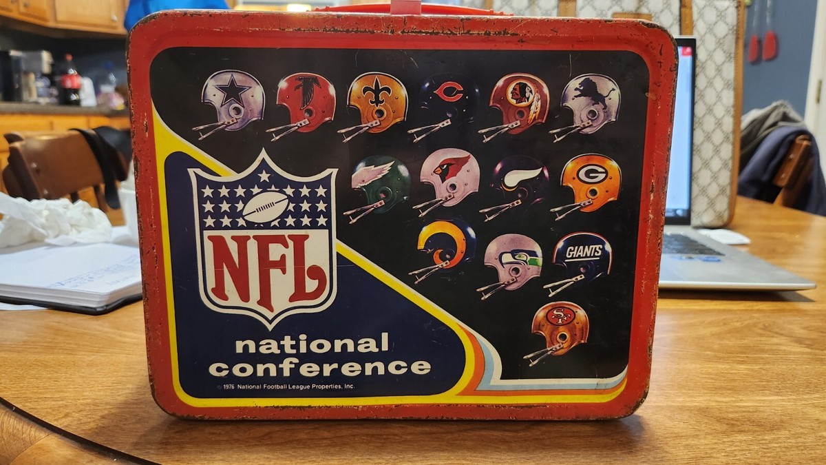 1970s Nfl Lunchboxes I Loved My Metal Lunch Boxes And Thermos So Much