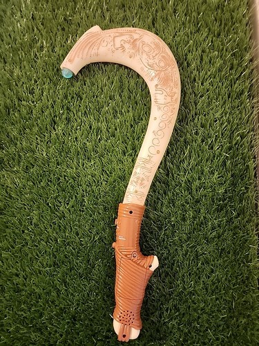 Disney Moana Maui's Magical Fish Hook 20" Light & Sound Motion ...