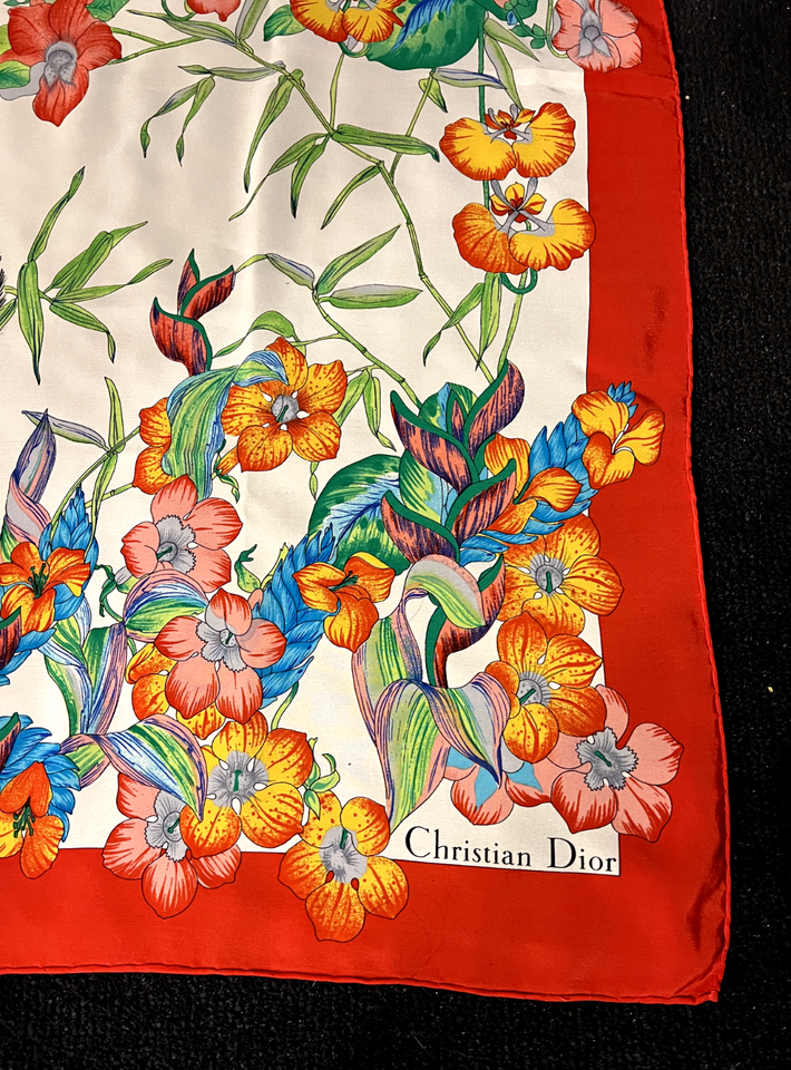 CHRISTIAN DIOR Silk Crepe de Chine Panda in Garden Scarf 86cmx86cm Rev ...