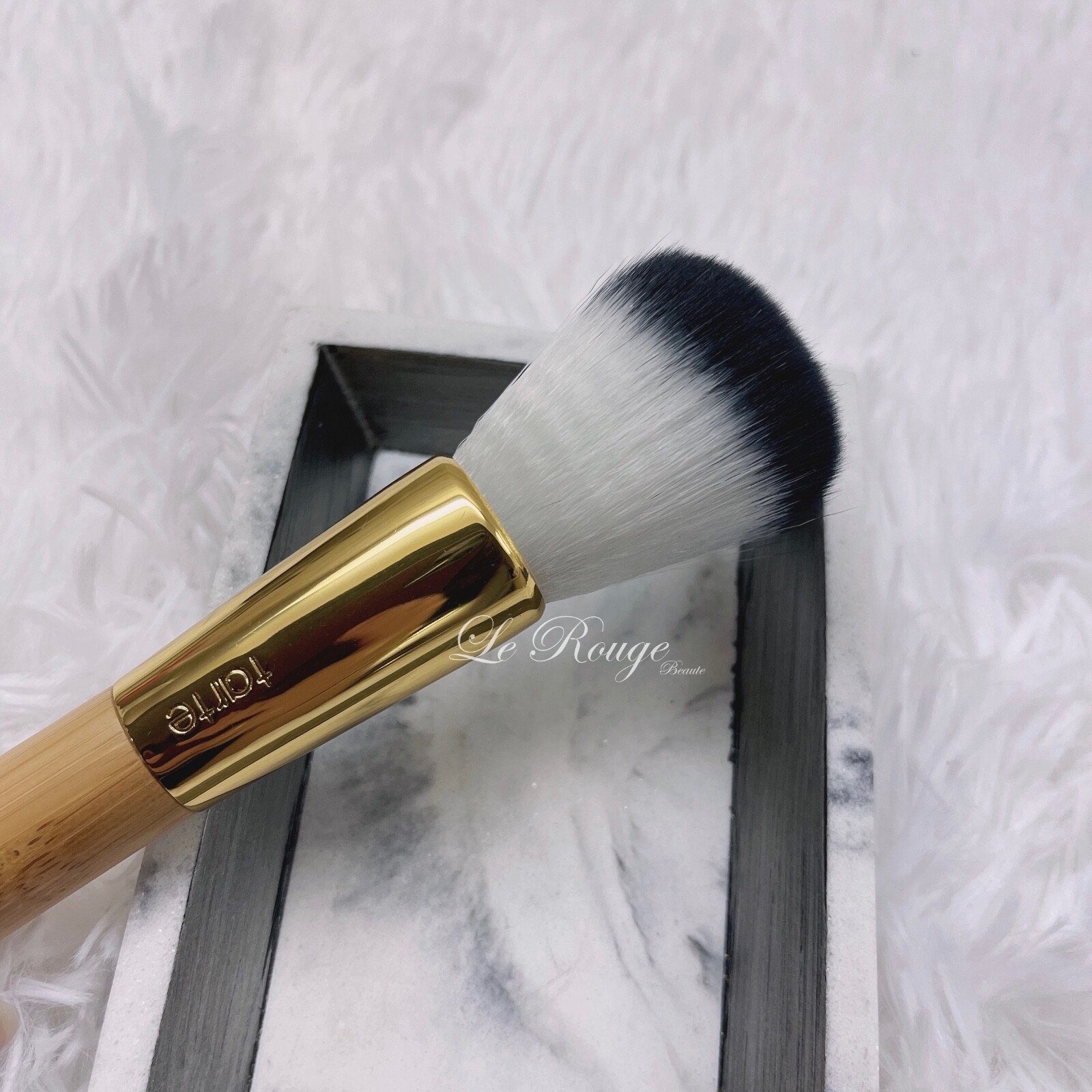 Tarte Bamboo Large Buffer Face Powder Foundation Brush Original bamboo ...