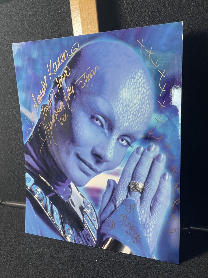 VIRGINIA HEY SIGNED AUTOGRAPHED 8x10 PHOTO + ZHAAN FARSCAPE RARE | eBay