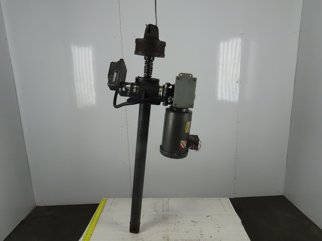 Joyce Dayton 10 Ton 36" Machine Comdrive Screw Jack W/ 575V 3Ph Motor ...
