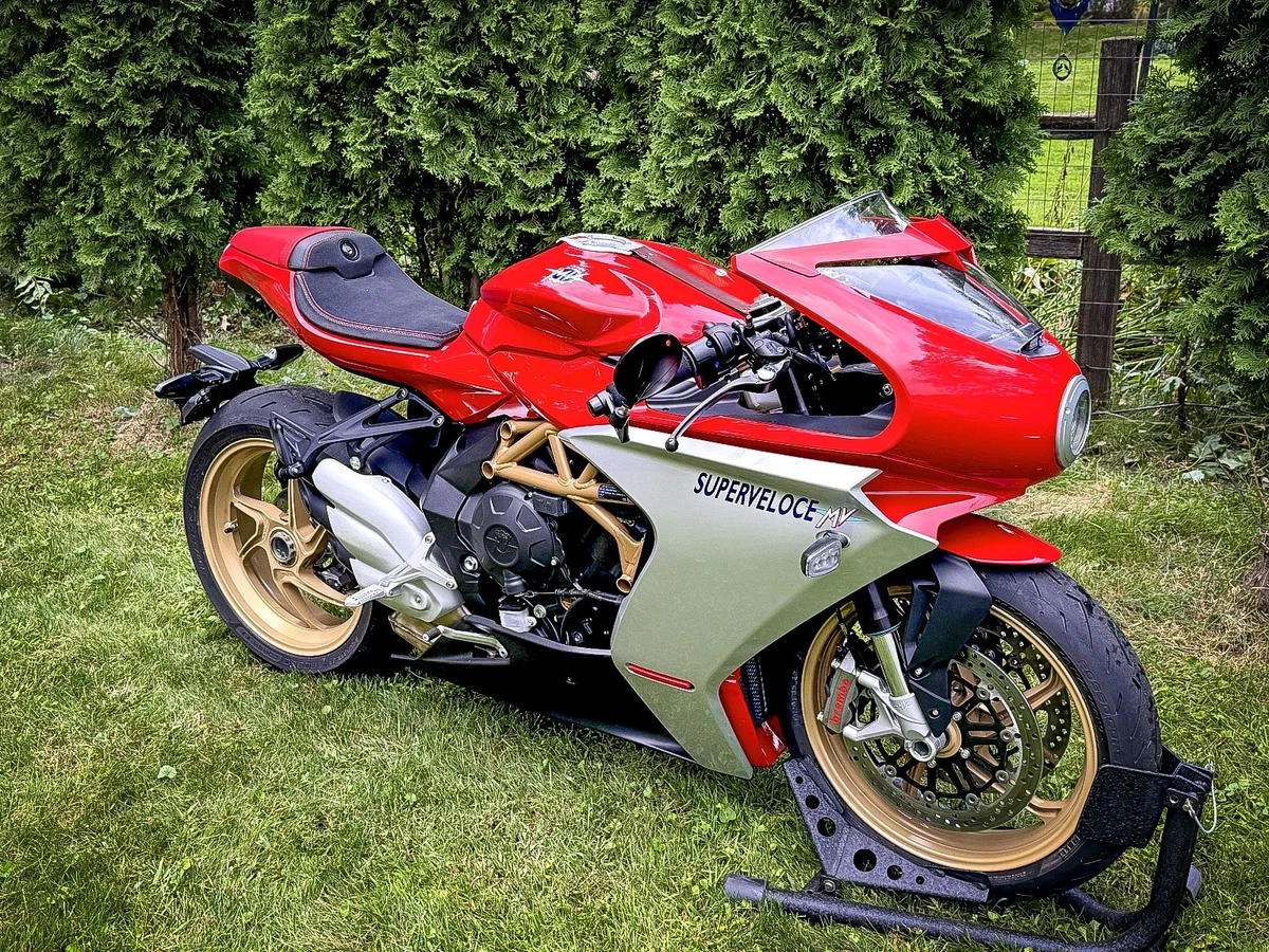 Is This MV Agusta Superveloce an Exquisite Bargain?