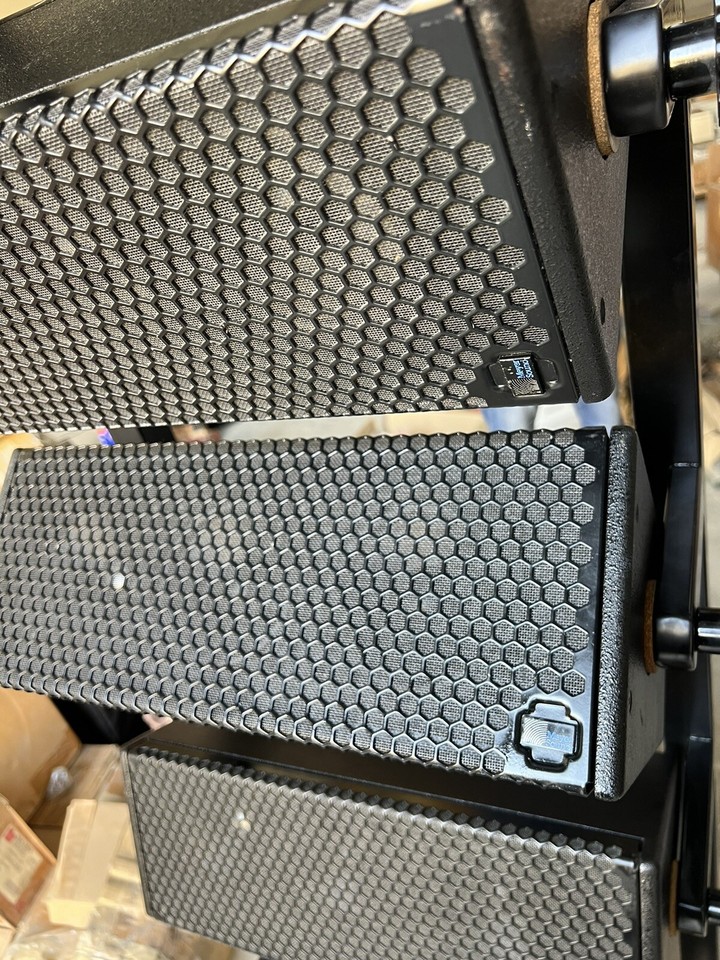 Meyer Sound UMS-1XP with 4x UPM-1XP speakers with the stand | eBay