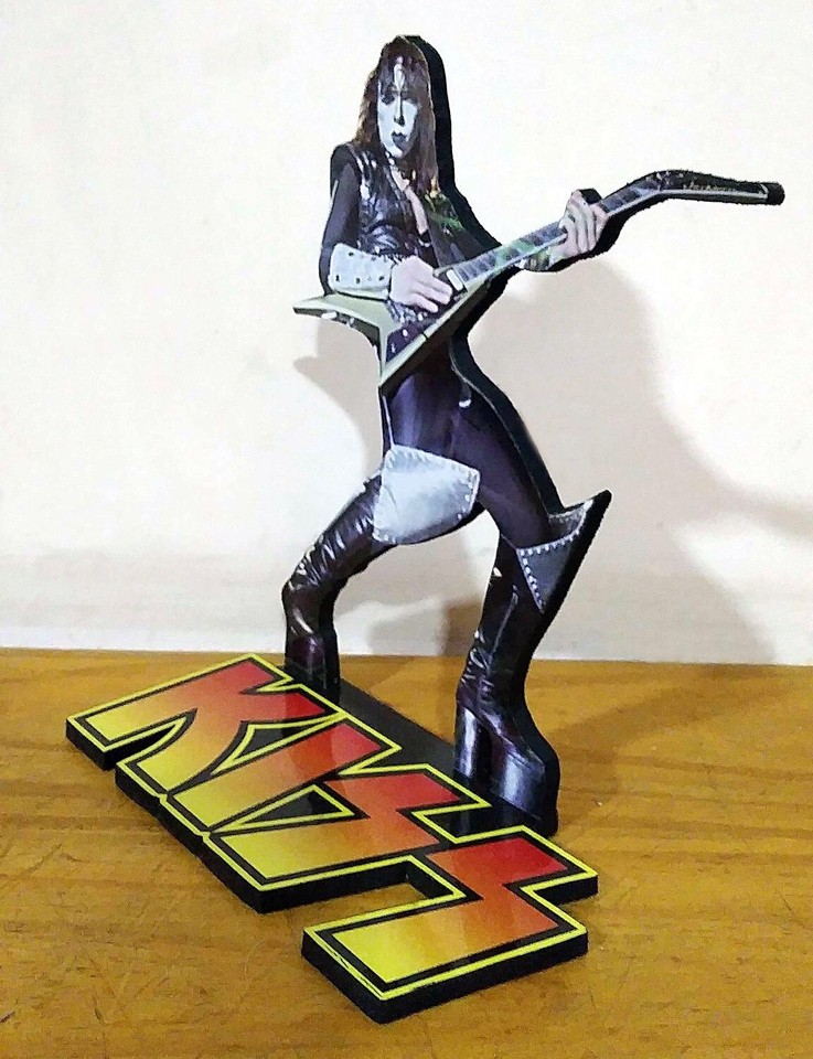 KISS - VINNIE VINCENT - WOOD FIGURE - 20 cm fiberboard - Argentina | eBay