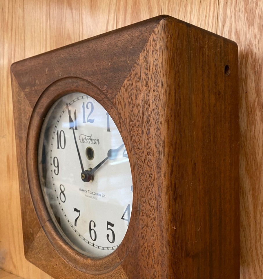 ANTIQUE/VINTAGE WOODEN TELECHRON CLOCK GOOD CONDITION NEEDS NEW BATTERY ...