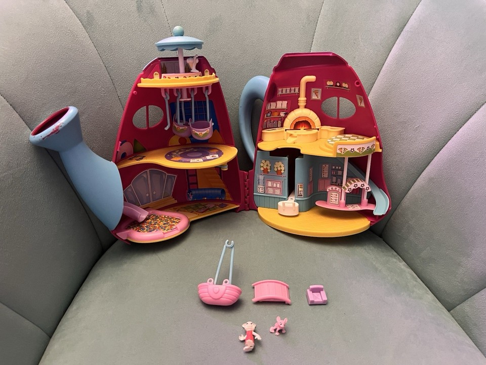 Teeny Weeny Flower Garden Cafe Watering Can Playset Vintage TOY **Well ...