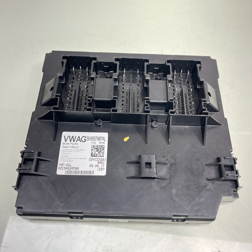 2016-2020 Volkswagen VW Passat Body Control Module BCM BCU 5K0937087AL ...