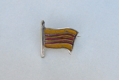 ORIGINAL SOUTH VIETNAM MADE RVN FLAG BEER CAN PIN RVN BADGE VIETNAMESE ...