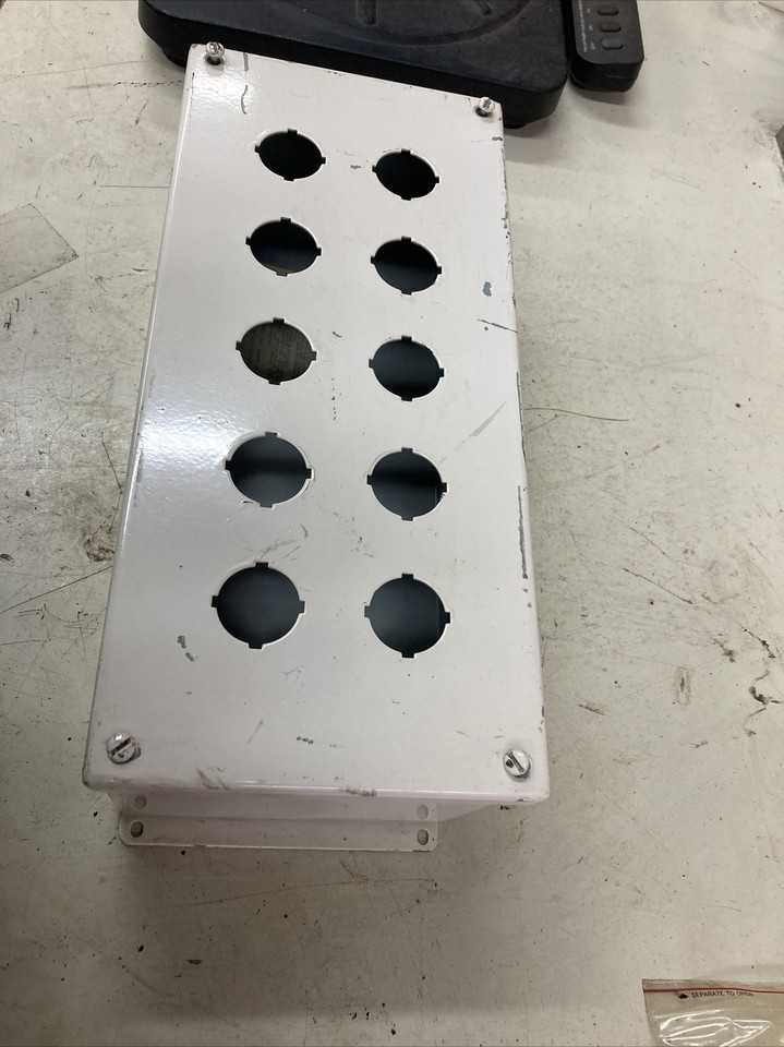 Hoffman E10PBA Steel Control Panel Pushbutton Enclosure 30.5mm PB Holes ...