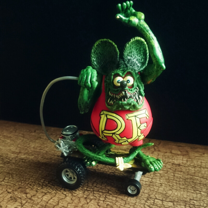 Red RAT FINK Sidewalk Surfer Big "Daddy" Ed Roth Action Figure | eBay