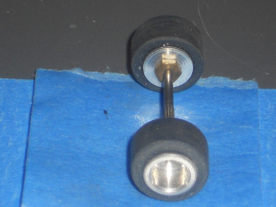 VINTAGE AURORA TJET AJ"S"ALUMUNUM WIDE RIMS,TIRES AND AXLE HO SLOT CAR ...