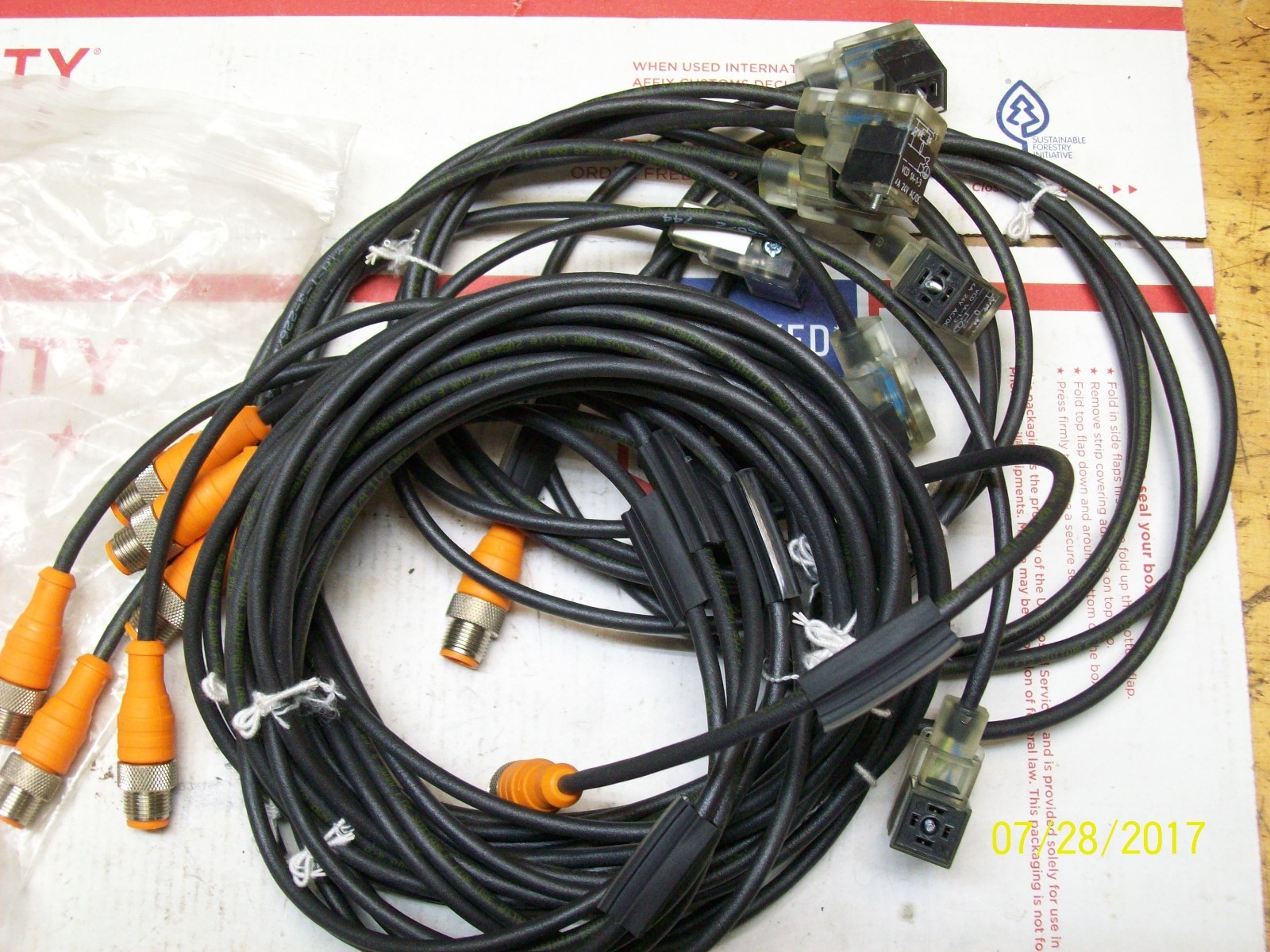 *NEW* DATWYLER CABLE , RST-5-3-VDC 1A-1-3-226/2M | eBay.de